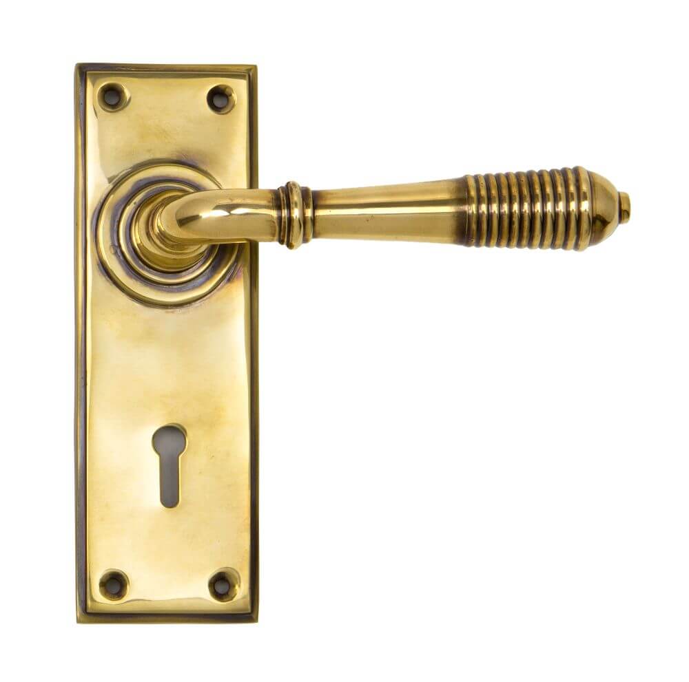 Anvil 33040 Aged Brass Reeded Lever Lock Set (Pair)